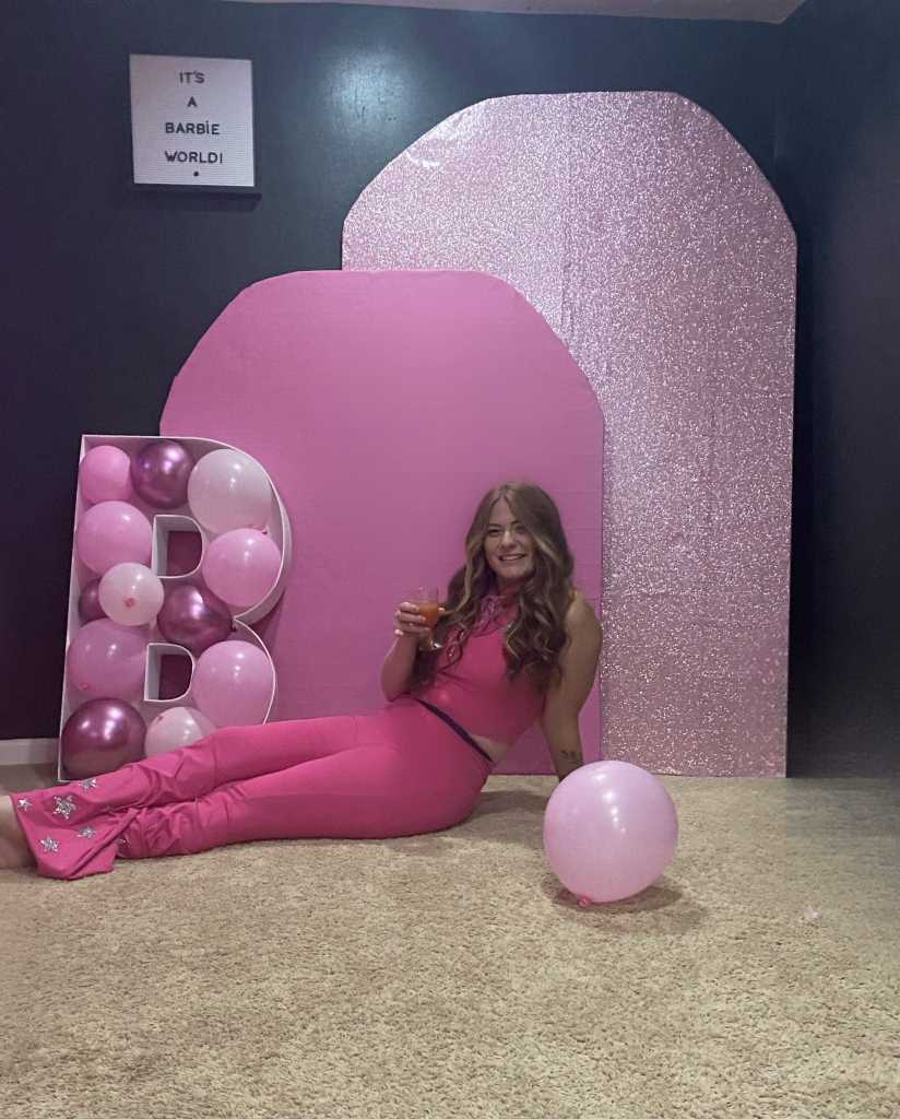 DIY foam arch backdrops - Sunshine with Savannah