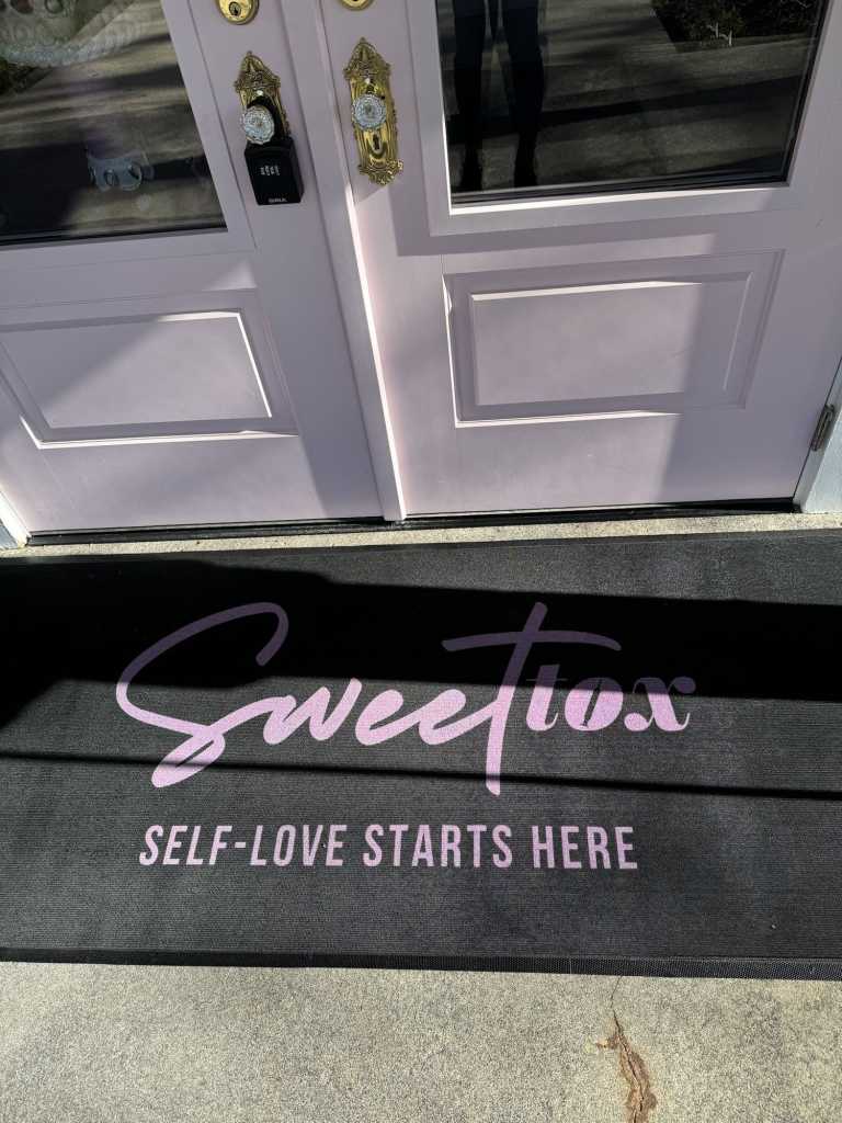 Liquid Lipo at Sweet Tox - Sunshine with Savannah